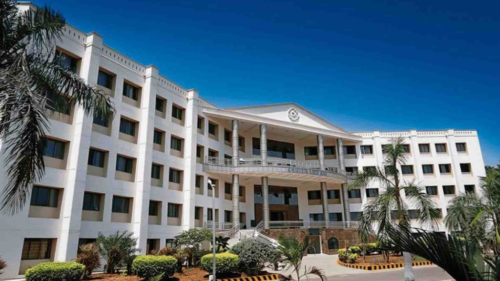St. Joseph’s College Trichy Campus Drive Experience | Slidea